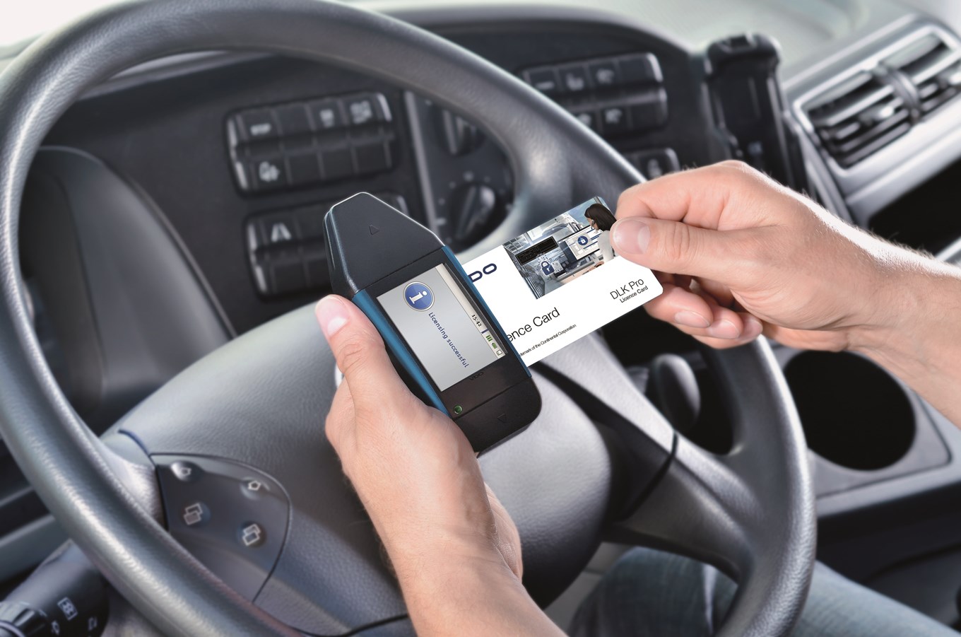 VDO DLK Pro S – Tachograph Daten einfach auslesen